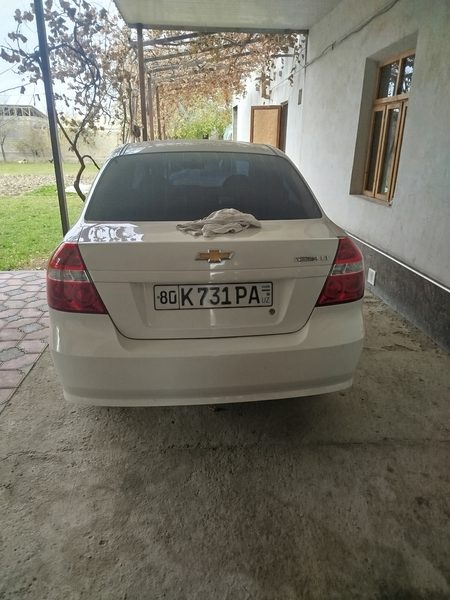 Neksiya 3 sotiladi uzimni otimga 4 pakalena metan chixol pollik miyaxk