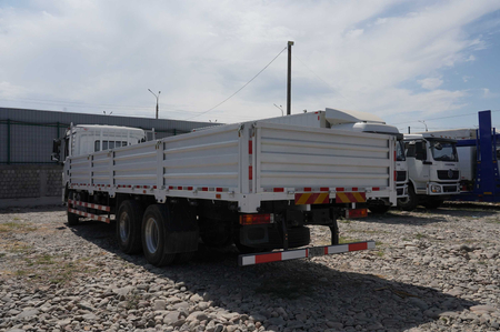 Бортовой SHACMAN L3000