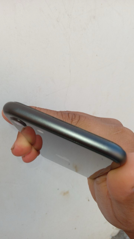 iPhone_SE_2020_128gb  Black