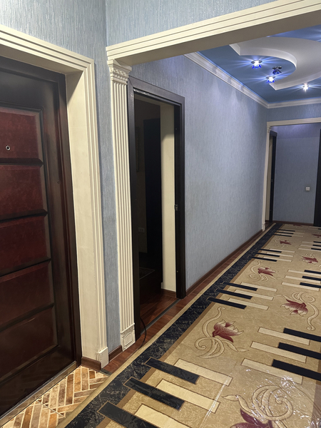4комнотная квартира