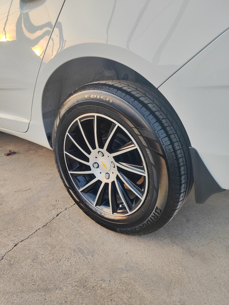 Vossen r16 xolati ideal