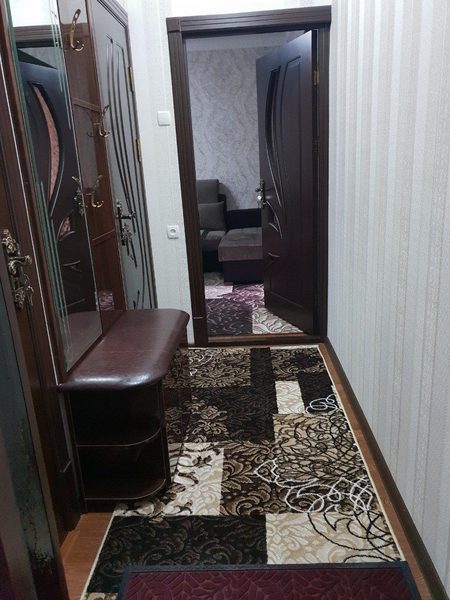 Сдаётся Чиланзар 12 2комн 2 этаж.
