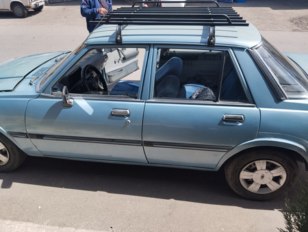 Автомобиль MAZDA