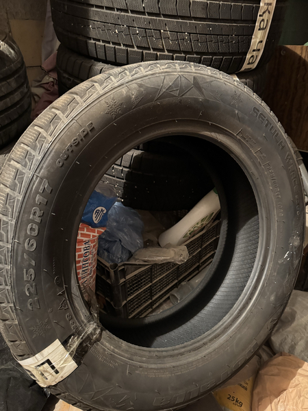 Rotalla 225/60/R17 шина продается, пробег 2000 км, идеально все