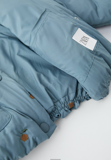 Продаю новую куртку ZARA размер 3-4 года 104 см