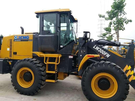Фронтальные погрузчики LW330FN джостик завода производителя XCMG