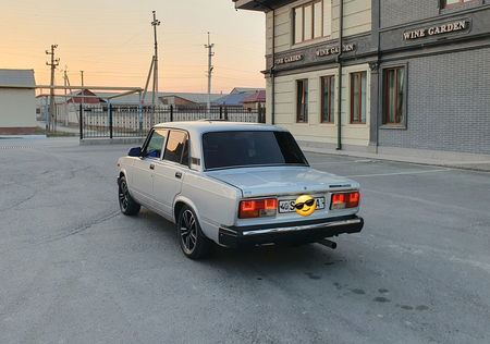 Vaz legenda 2107