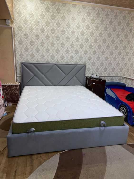 Кровати двуспальные