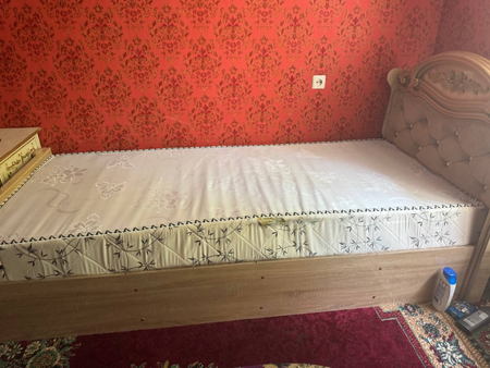 Кровать одно спальня