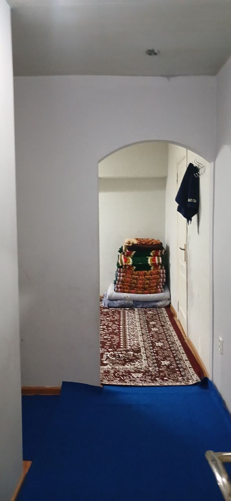 Sharoitlari yaxshi gilamlar va ko‘p narsalar qoladi