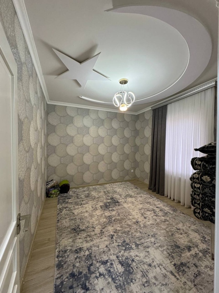 Коратош 4/4/5 Евроремонт бал: 2.20х7  100 кв.м Баланд Масжид, Дружба