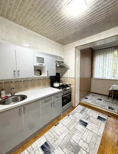 Сдается квартира в центре. 4/4/4 Ц5, Алайский, Минор, Gentlemens pub