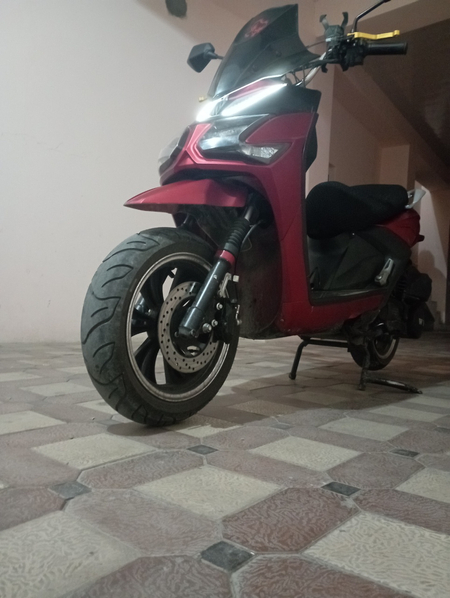 Skutr samuray sotiladi