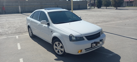 Продам свой автомобиль Lasetti 1.8
