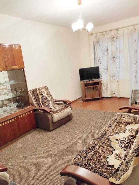 Срочно продается 3/3/4 квартира 65 м2 ул.Фергана йули (МНМ)