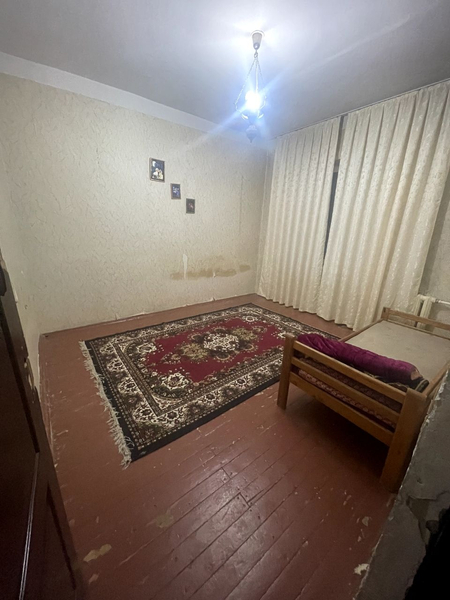 Водник 2 квартал 3/1/4 Срочно продается квартира Разделка Кирпич. дом