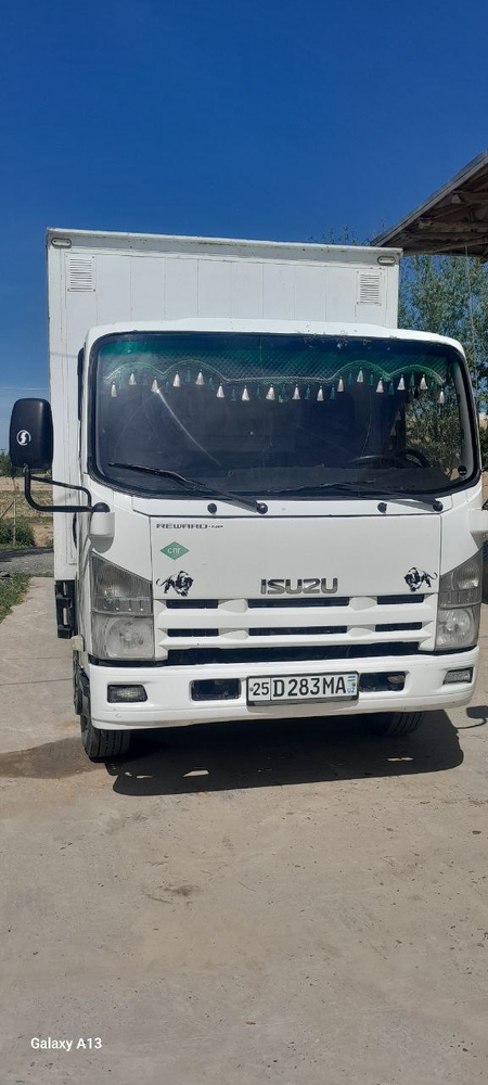 Isuzu sotiladi 5 tonnali