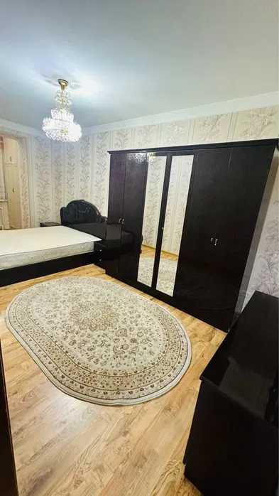 Аренда 5 комнатной квартиры в центре 1й этаж! TK268