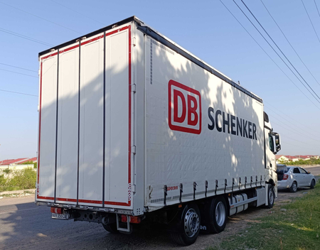 Actros paravoz 2015y 120kub