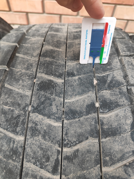 Advance 315/70/22.5, Pirelli 315/80/22.5