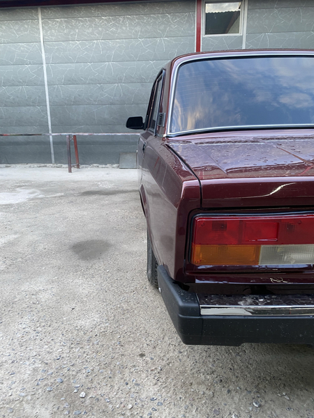 Vaz 2107 yil 2012 srochniy sotiladi radnoy