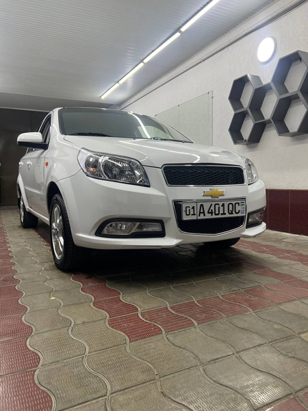Nexia3  AV STYLE MT2022yil proberk 96900km gaz bor mexanika