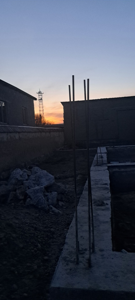 Yer uchaskasi sotiladi umid moyka 080