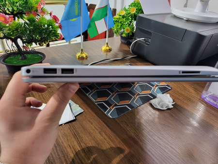 Hp core i3 11 pokoleniya  8/512Gb ideal holatda