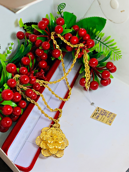Цепь с крупным кулоном, изделие выполненное в желтом золоте 875 пробы