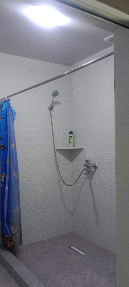 Student bollarga kvartera bor