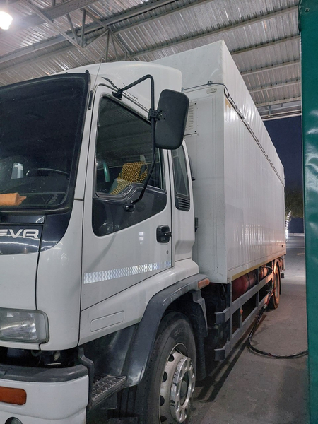 Isuzu 10t 2018 yil