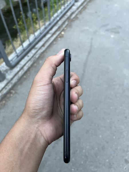 iPhone XR 64gb LL/A