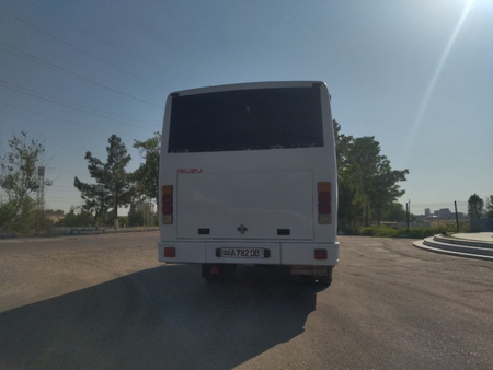 Isuzi Avtobus 2007