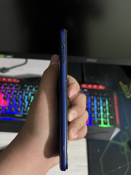 Redmi 8.