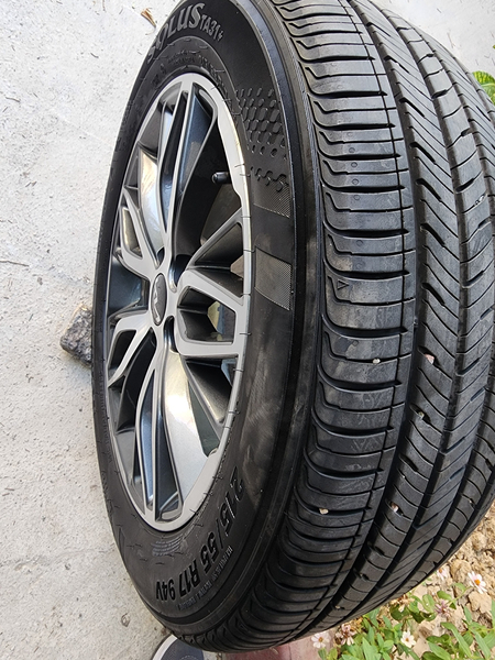 Diska Balon Kia K5 original R17 baloni kumho solus koreyski yangi dis
