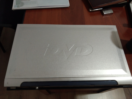Продается DVD player в отличном состоянии