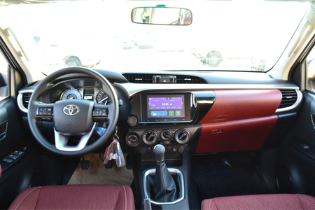 Toyota hilux full option