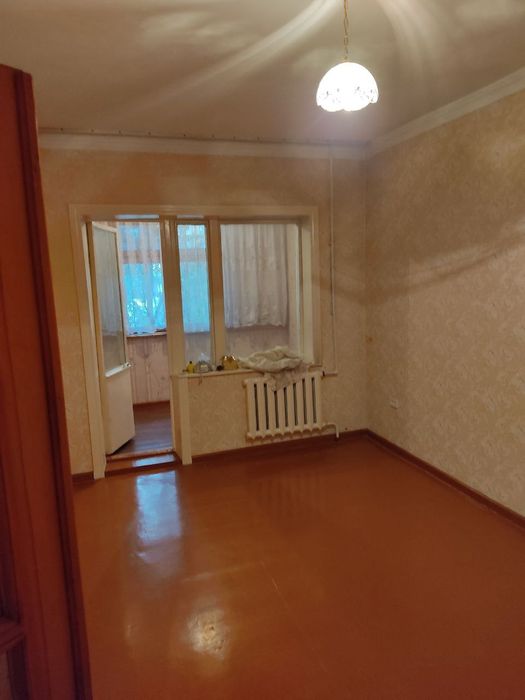 Юнусабад 10 квартал 2/2/5 Пустая