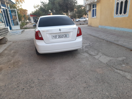 Gentra sotiladi srochno