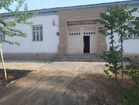 Турткуль туманы намуна ховли уй сотилады