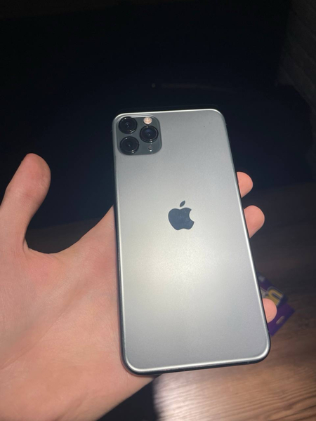 Iphone 11 pro max 64gb, 75yomks, ideal bir qol ayol kishi ishlatgan
