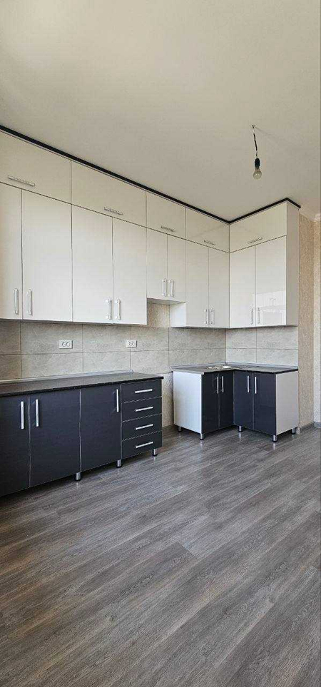 ул.Нукус бутик Гламур 2-комнатная 8/9 60 м² ремонт мебель техника