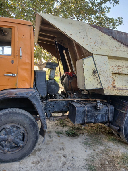 Kamaz 55111 agʻdaruvchi