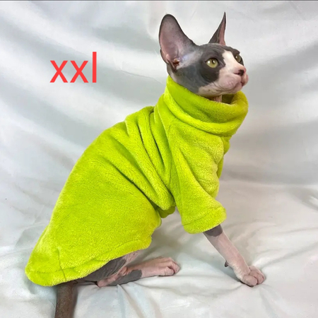 Продаю. Одежда для собак и кошек. Новая.