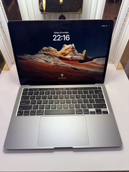 Macbook Pro 13-inch M2