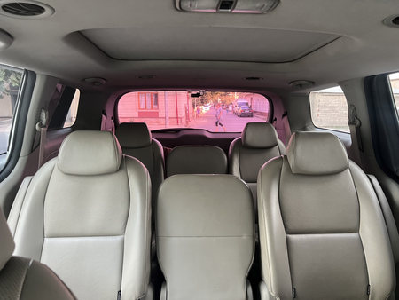 Kia Carnival Трансфер из/в Аэропорт. Поездки по Узбекстану и горы