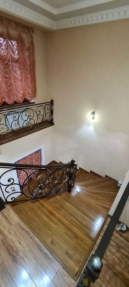 Мирабадский район Дом с бассейном