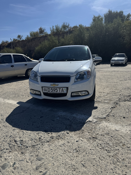 Нехиа 3 сотилади