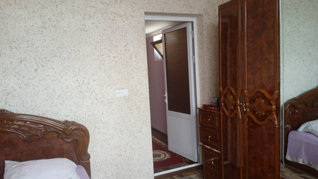 Hovli sotiladi 6 so\\\'tiqli