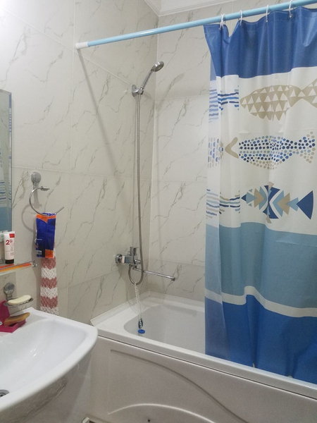 Ijaraga beriladi Oqtepa sohil boyi 2 xonali uy